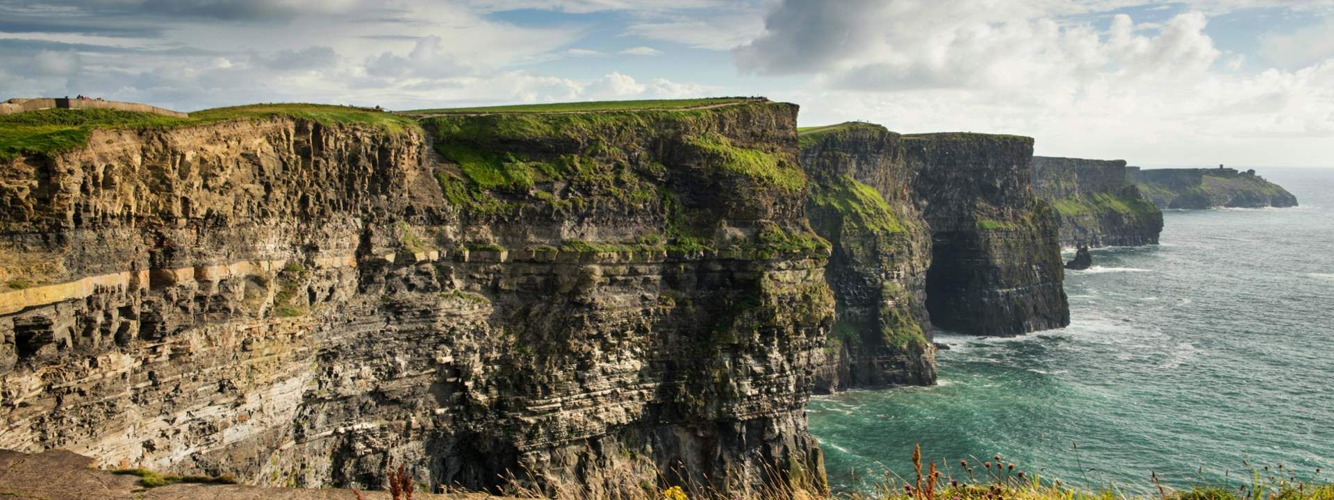 แพ็คเกจ Cliffs of Moher, Atlantic Edge Ocean Walk and Galway City Day ...