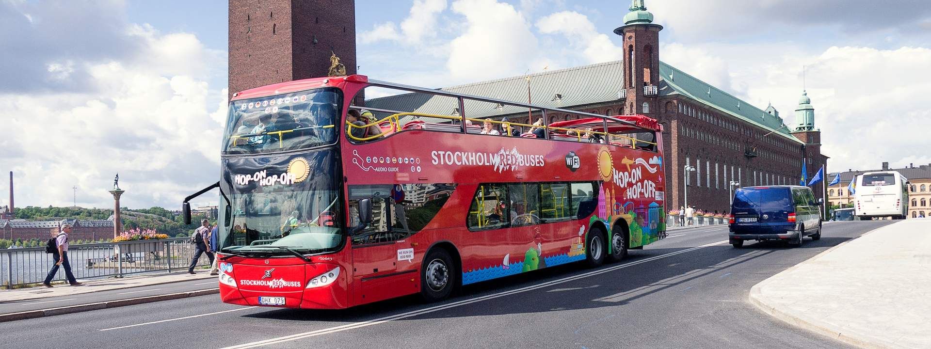 ทัวร์ Stockholm Red Bus Sightseeing Hop-On Hop-Off Tour