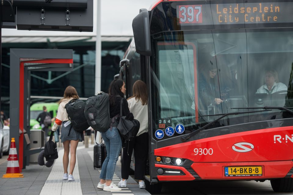 Book London Stansted Airport Bus Transfer