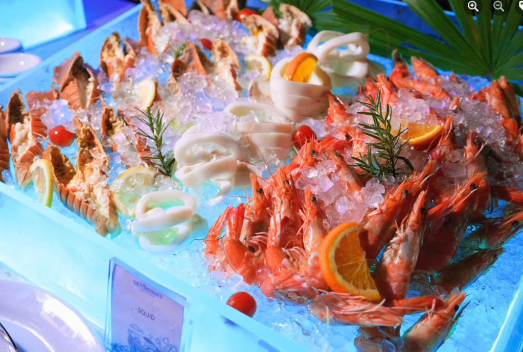 Fisherman’s Market Seafood Buffet at Sala Rim Nam